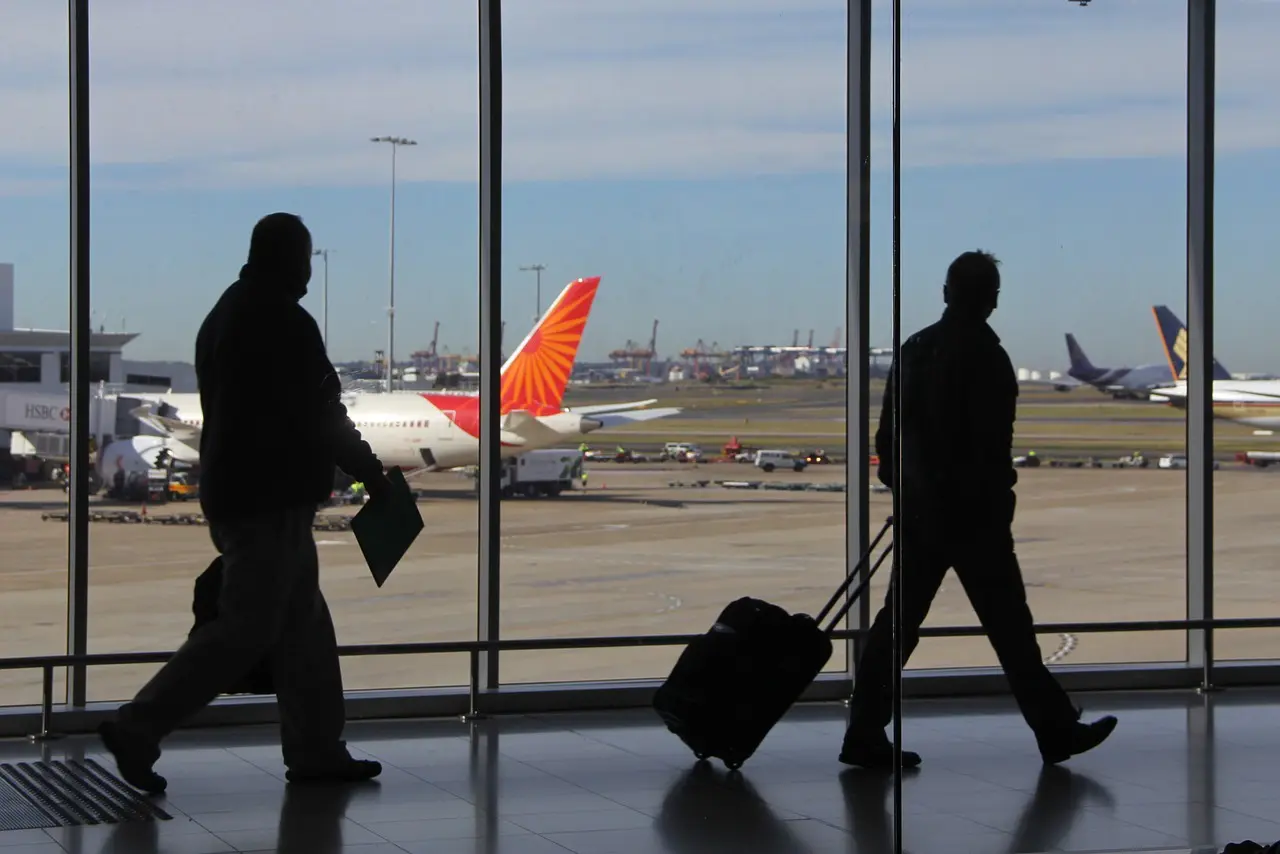 transfert aéroport : la navette pour éviter les imprévus et assurer un ...